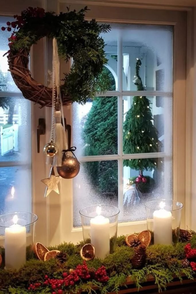 30 Festive Kitchen Window Christmas Decorating Ideas – ToolzView