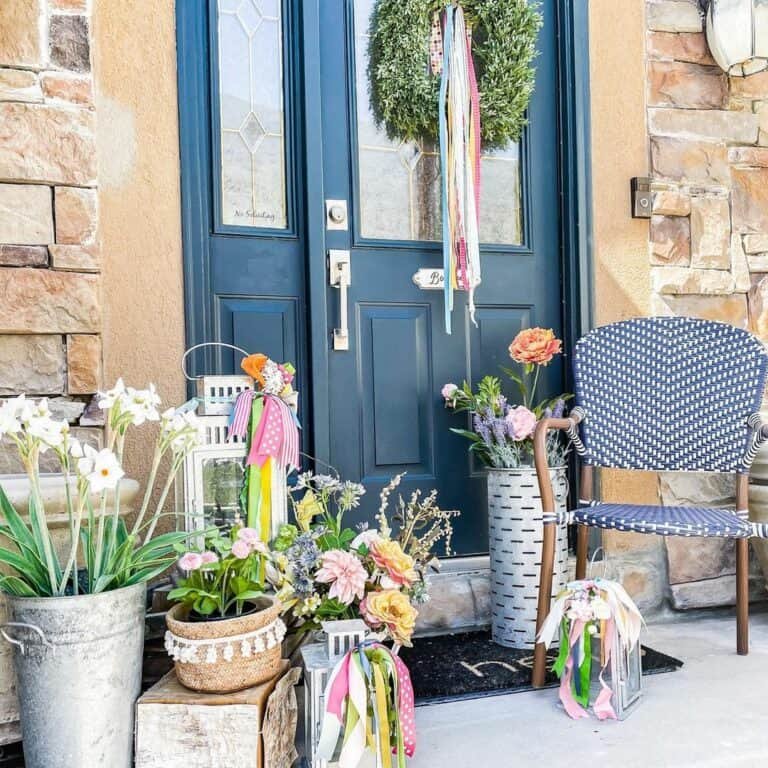 30 Beautiful Spring Porch Decorating Ideas That Will Transform Your ...
